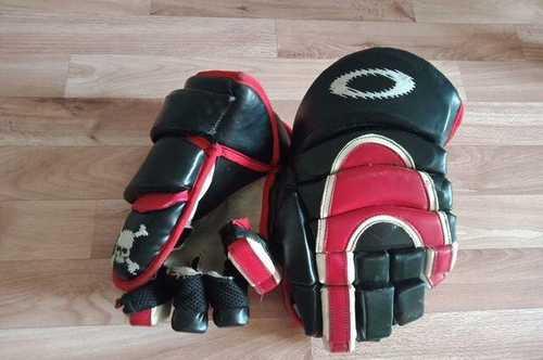 Хоккейные перчатки Oakley 14 размер (Канада)