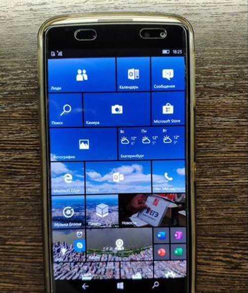 Телефон Alcatel idol 4S with Windows