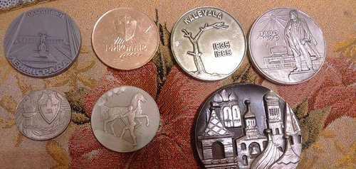 Настольные медали советского времени