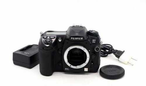 Fujifilm FinePix S5 Pro body
