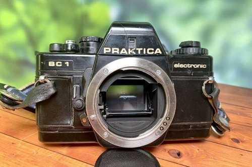 Плёночный фотоаппарат praktica BC 1 electronic раб