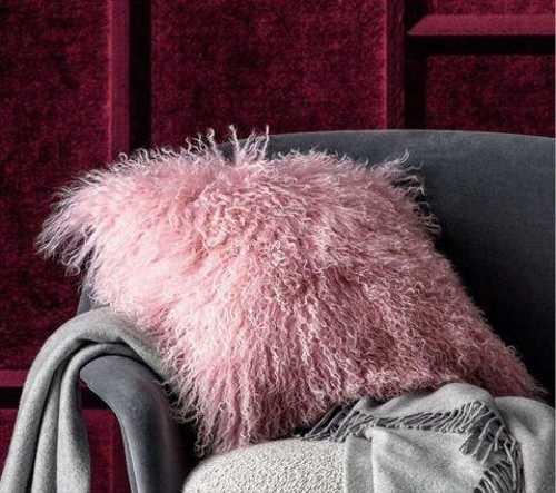 Греческая розовая декоративная подушка