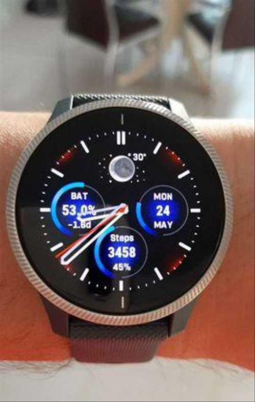 Часы Garmin Venu