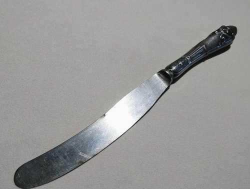 Старинный столовый нож. Серебро