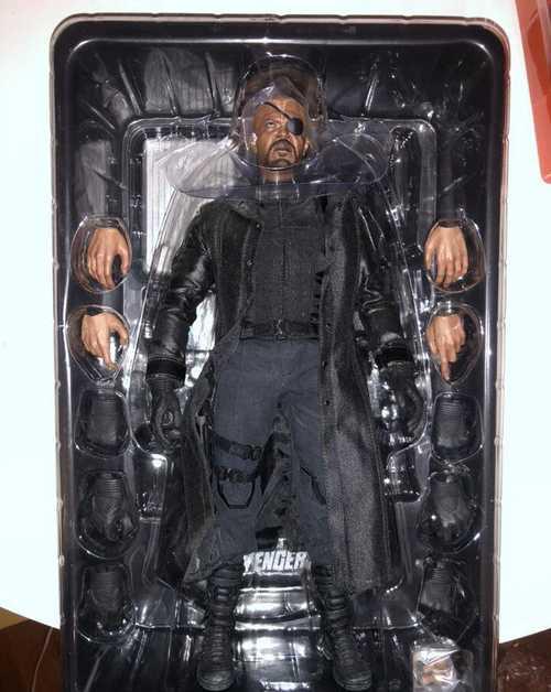 Hot Toys Nick Fury Avengers