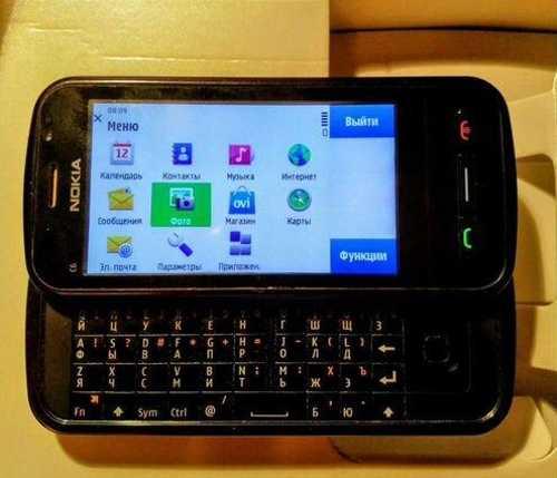 Телефон Nokia C6 c qwerty клавиатурой