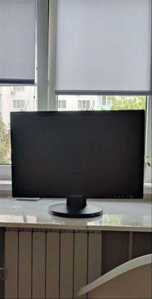 Монитор Samsung SyncMaster 245T 24"