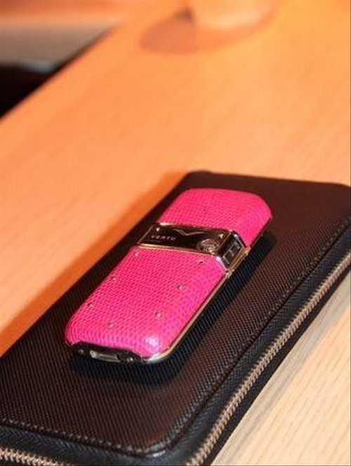 Vertu Constellation