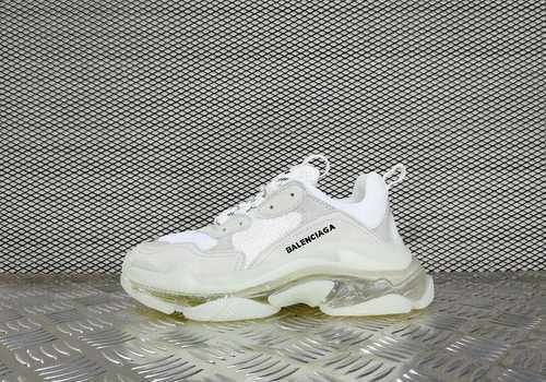Кроссовки женские Balenciaga Triple S