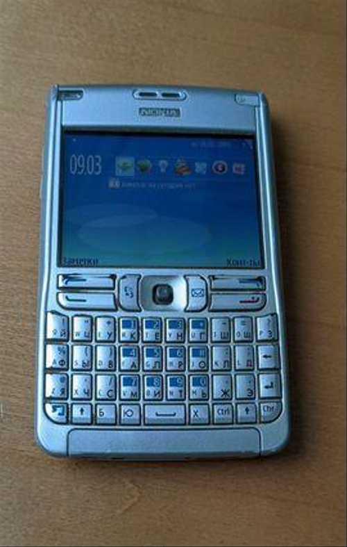 Смартфон Nokia E61