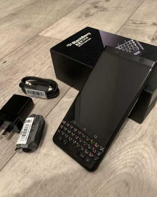 Телефон BlackBerry