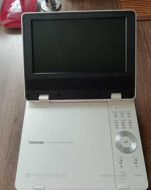 DVD плеер toshiba SDP63SWR