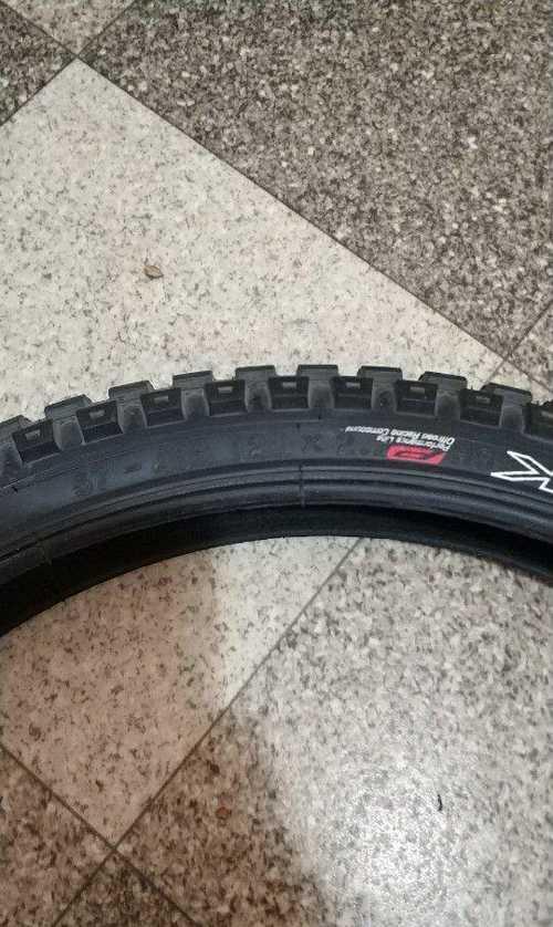 Продаю покрышку schwalbe 202.25