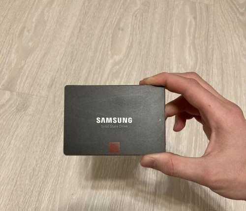 Жесткий диск /Твердотелый накопитель Samsung SSD 8