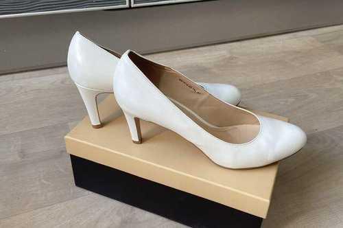 Туфли Эконика RiaRosa 41 размер белые