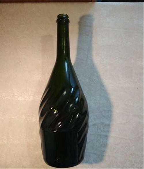 Бутылка стеклянная зелёная 1,5 л