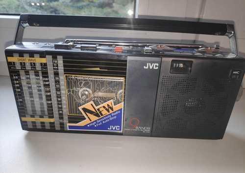 Винтажный приемник и кассетный плеер JVC RC-S22W