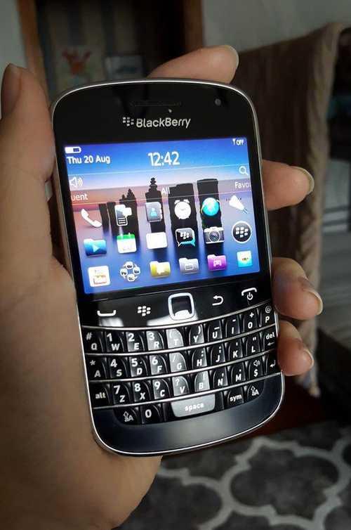 Blackberry Bold 9900