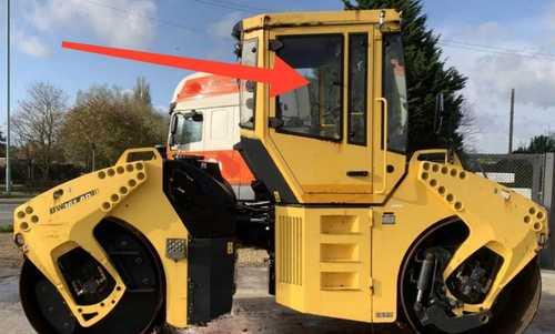 Стекло дверное на Каток Bomag BW 161 Ac