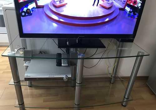 Стеклянная тумба под телевизор