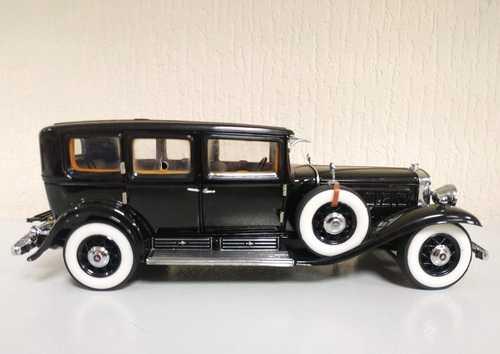 Franklin Mint 1930 Cadillac V-16 Imperial Sedan