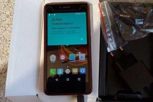 Телефон Micromax Q412