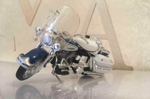 Модель мотоцикла maisto Harley Davidson 1966 Elect