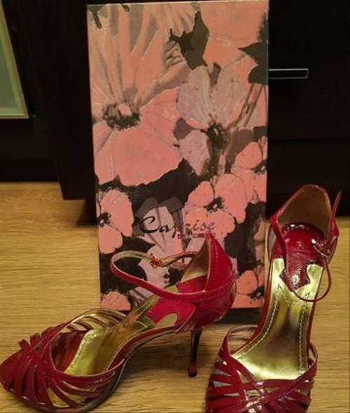 Босоножки женские