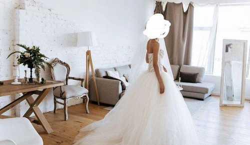 Свадебное платье vera wang фата