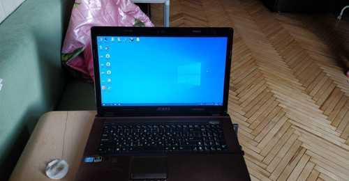 Ноутбук Asus 17.3 экран. Core i7. nvidia GT 540m