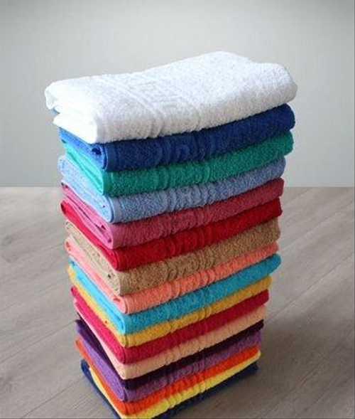 Махровые полотенца и халаты оптом