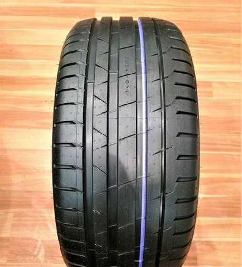 Hakka black 2. 295/40 R21 Nokian Hakka Black 2 SUV 111y XL.