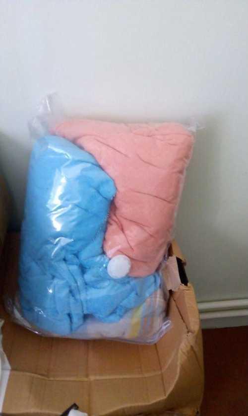 Одеяла, пледы, полотенца