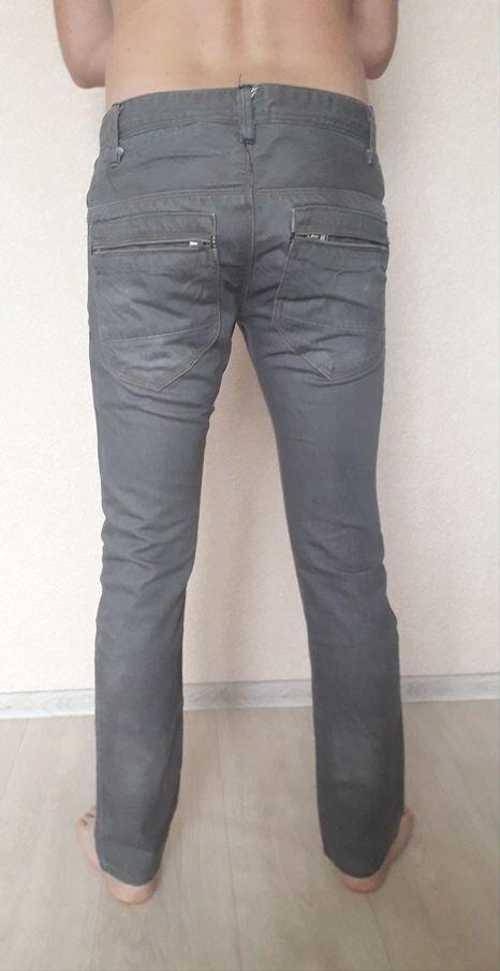 Модные джинсы