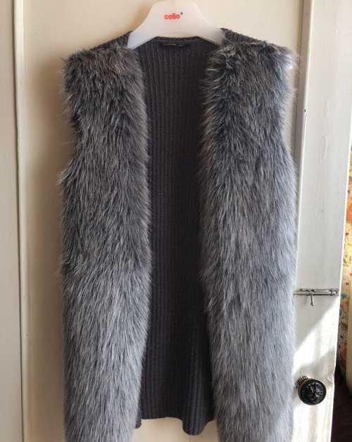 Меховая безрукавка Stradivarius