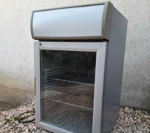 Холодильник для напитков со стеклом Liebherr