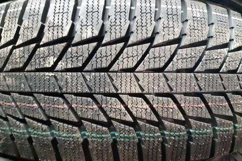 Triangle PL01 225/45 R17