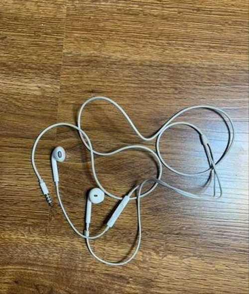 Наушники earpods