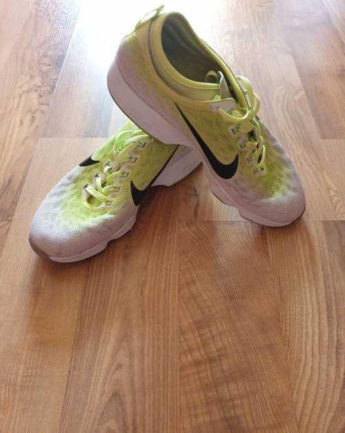 Кросовки nike zoom fitness, оригинал. р-р 38.5 не