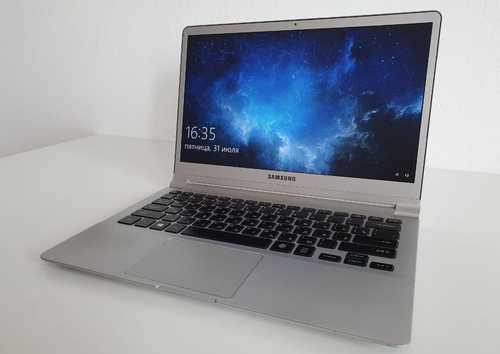 Ноутбук Samsung NP900X3D-A01RU 13.3"(1600x900)