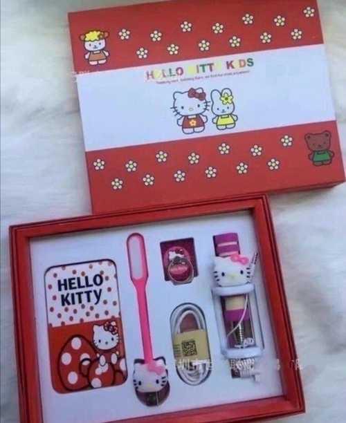Набор Hello Kitty для гаджетов с селфи палкой и тд