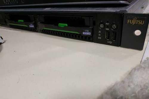 Сервер Fujitsu primergy RX1330 M1