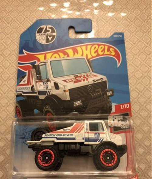 Hot wheels mercedes unimog