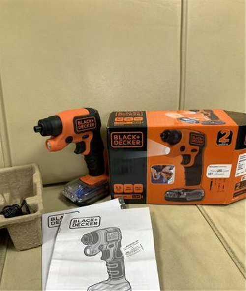 Электроотвертка Black Decker bdcsfs39C