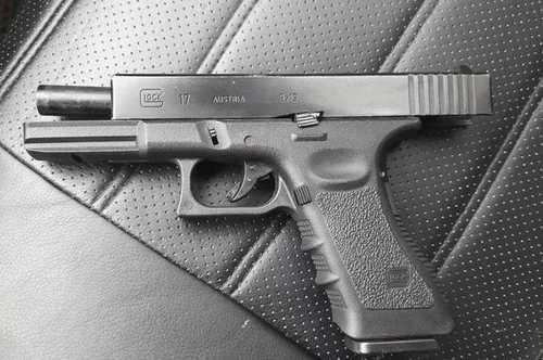 Страйкбольный пистолет glock17