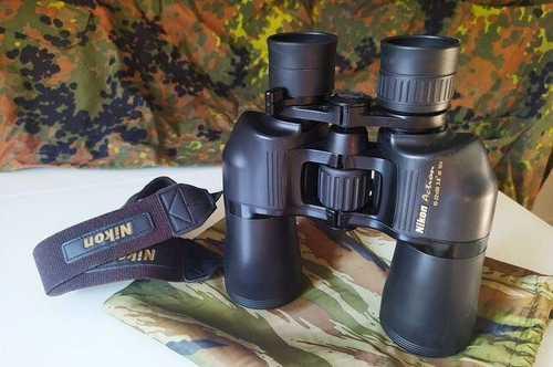 Бинокль Nikon action 10х22-50