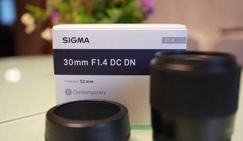 Продам объектив sigma 30mm F 1,4 DC DN для Sony E