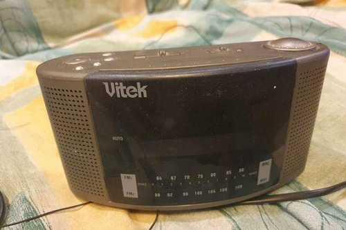 Радиочасы Vitek VT-3502