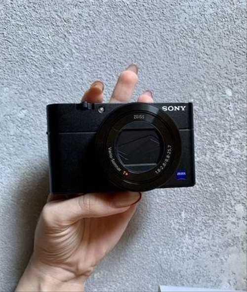 Фотоаппарат Sony RX100 V с гарантией