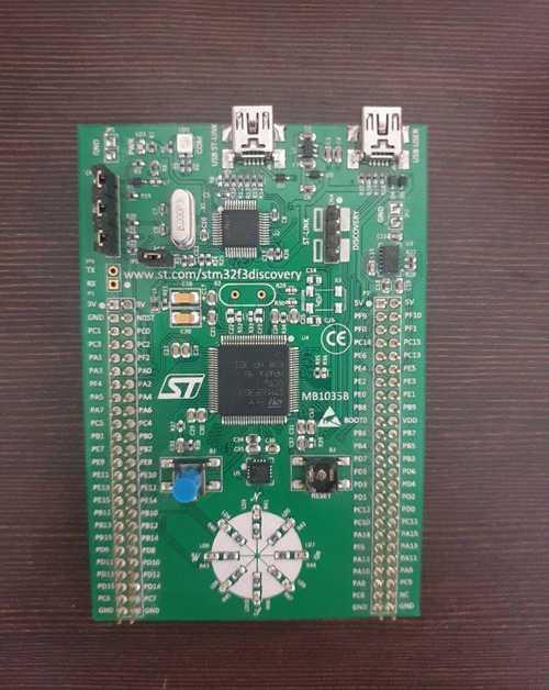 STM32F3discovery, Отладочная плата на базе MCU STM